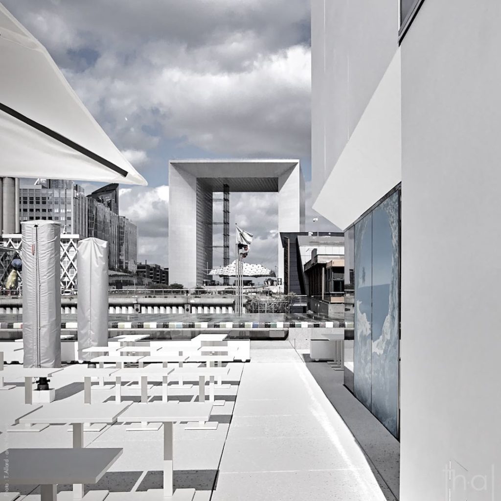 The Architect's Arch in Paris la Défense, France - Architecture ...