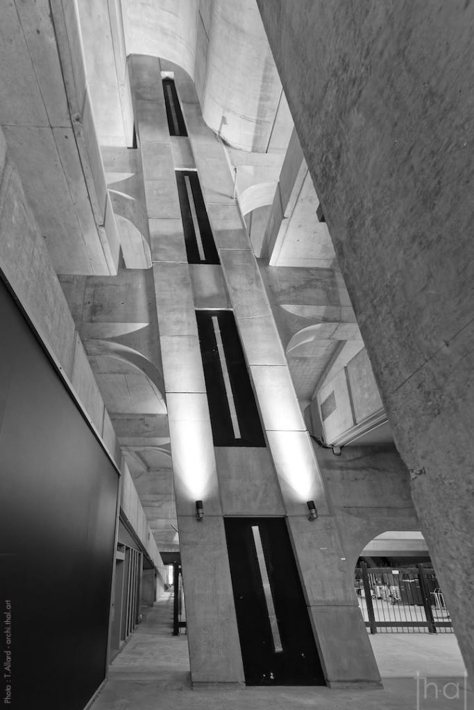 Hidden architecture of Lugdunum museum by Bernard Zehrfuss architect
