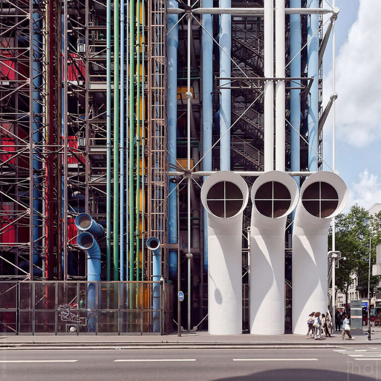 Le Centre Pompidou, de passages, en soins intensifs