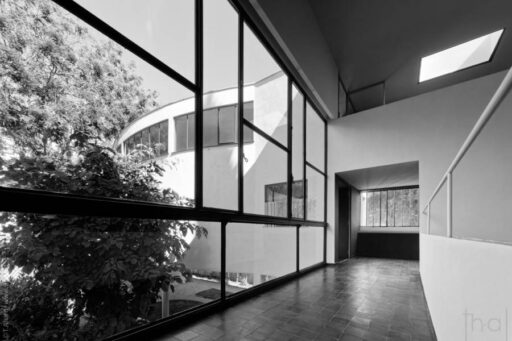 Modulor, Le Corbusier's navel of the world